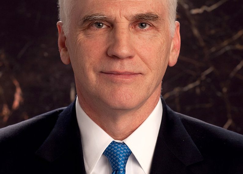Další Trumpova oběť: stratég Fedu Daniel Tarullo - Zlato.cz