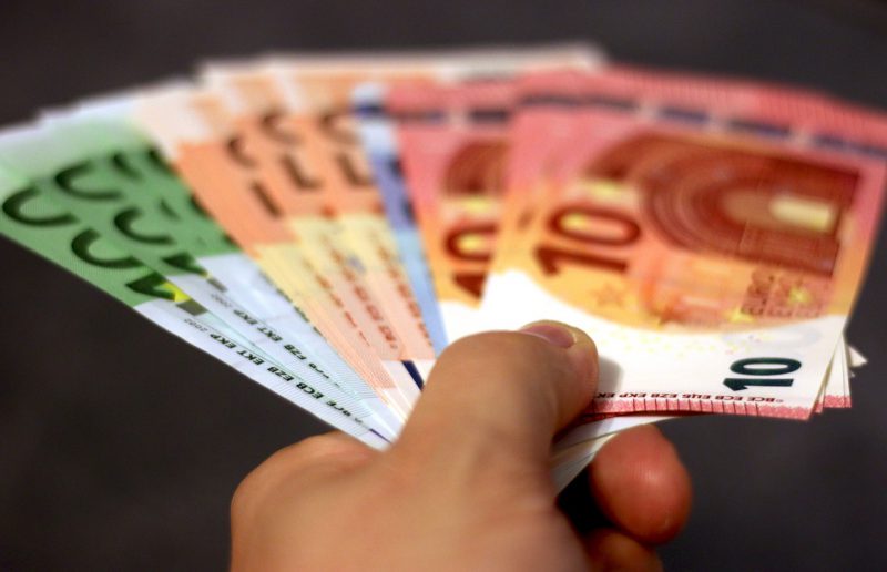 Eurobarometr: Euro je považováno za pozitivní pro země eurozóny - Zlato.cz